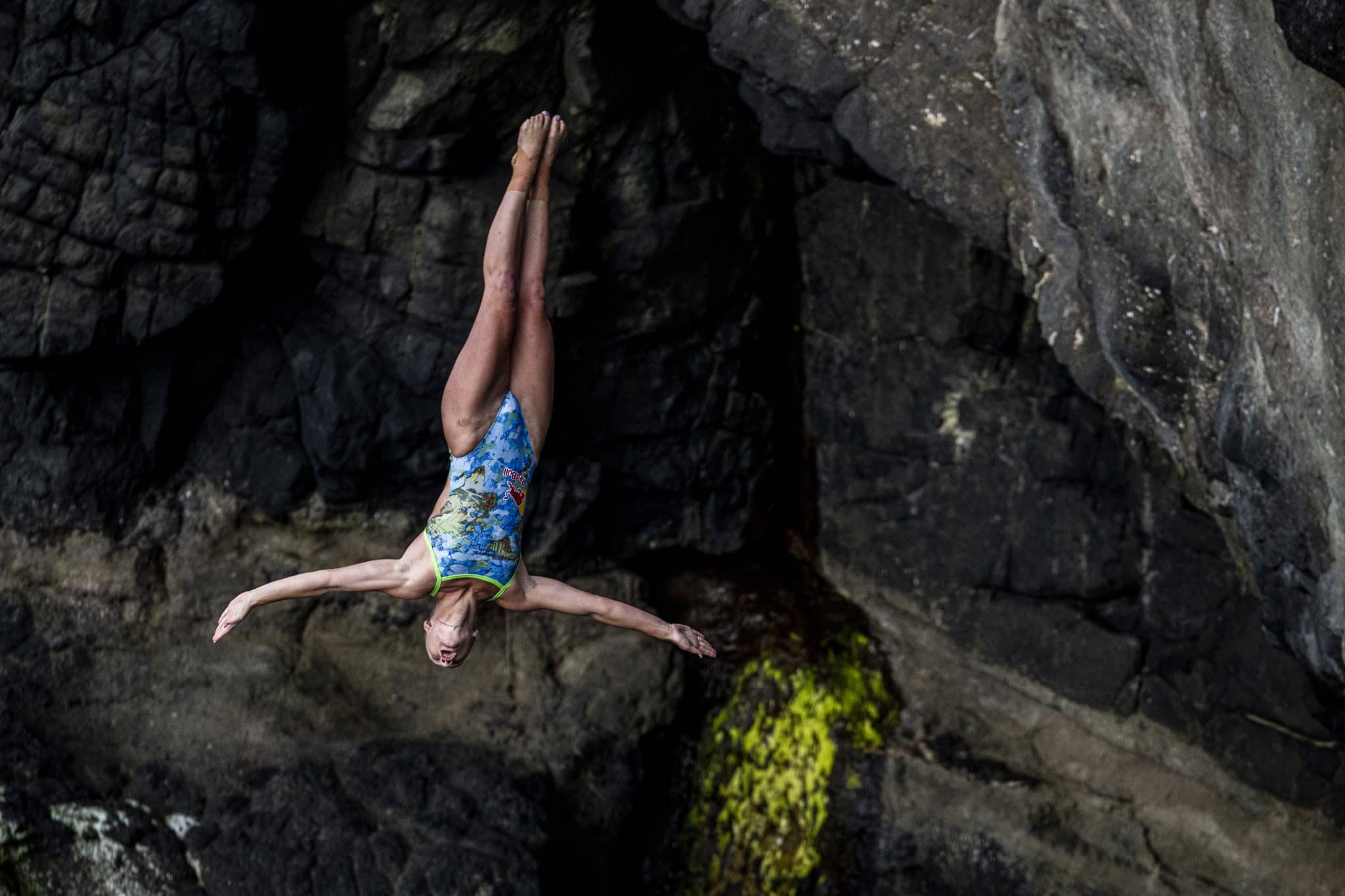 Flashback to the 10 best images of women competitors at Red Bull Cliff ...