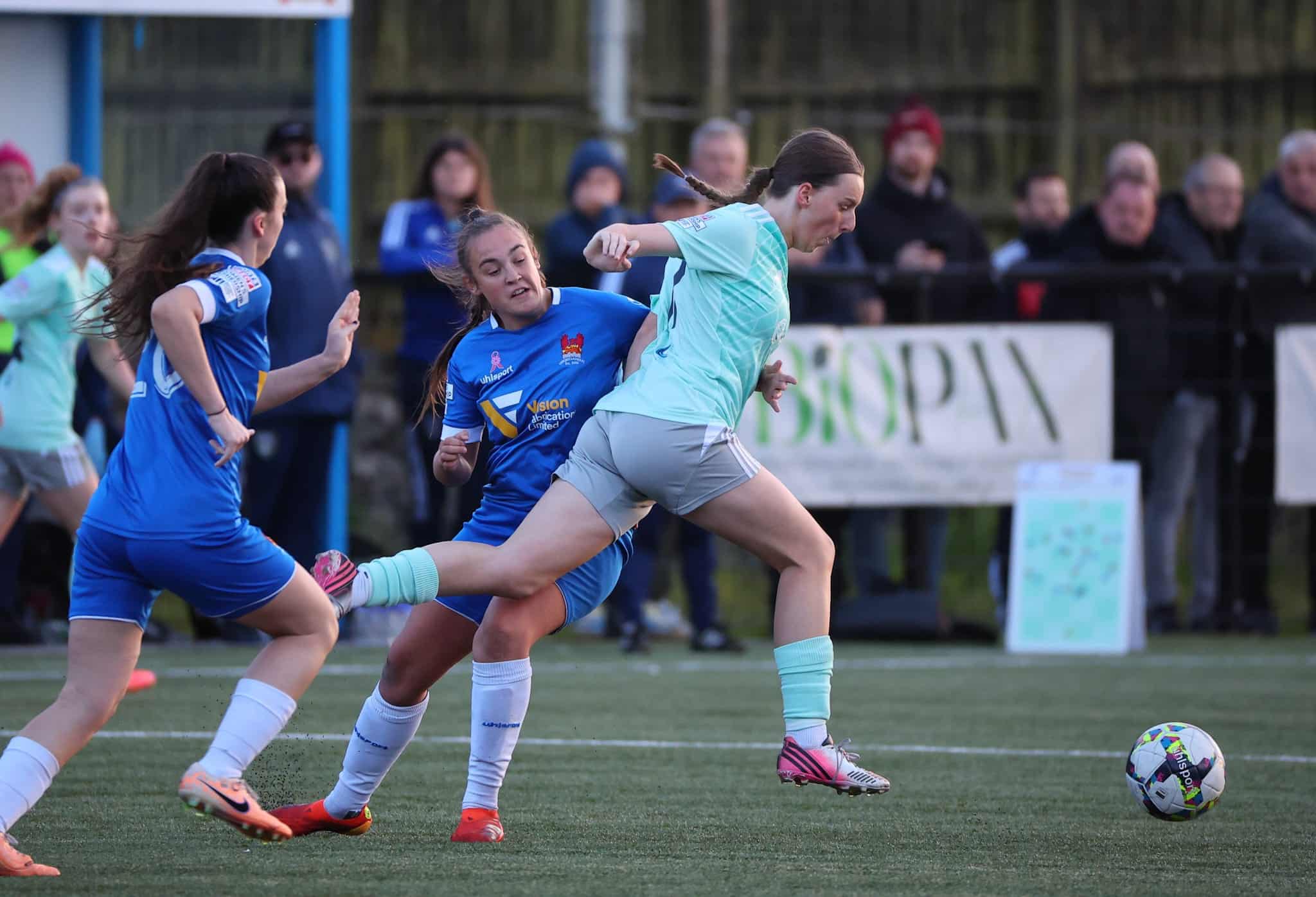 Photo gallery from all the games as Linfield's Eve Reilly and Glens ...